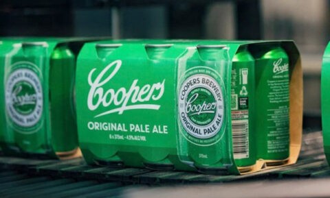 AUSTRALIA'S COOPERS BREVERY REDESIGNS ITS MYTHICAL BEER CAN - MUNDOLATAS